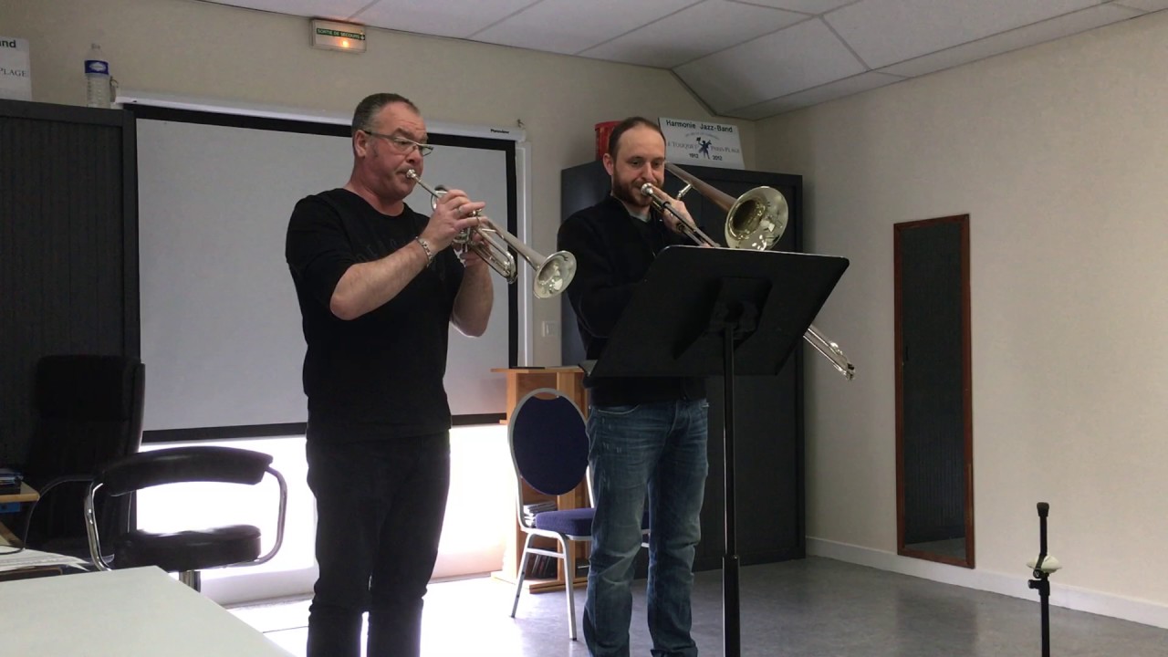 Duet Trumpet & Trombone Jack Gale n°5 - YouTube