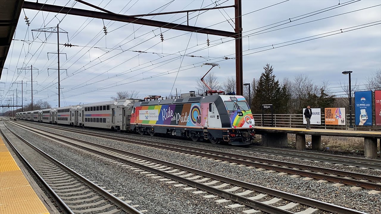 NJ Transit ALP-46 "Pride Unit" No. 4609 & ALP-45DP Armed Forces Unit No ...