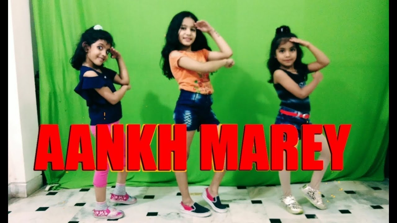 Aankh Marey Dance By Parshvi Siya and Mini - YouTube