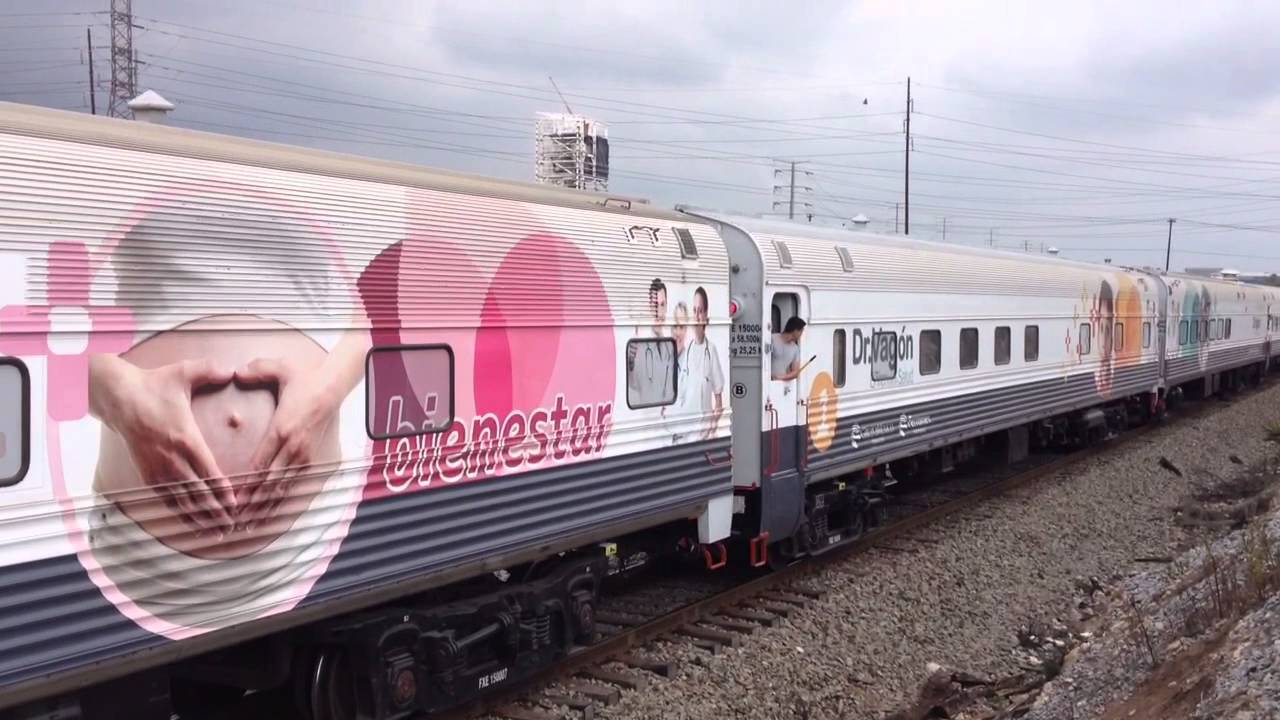 Ferromex GP38-2 2010 con el Dr. Vagón "El Tren de la Salud" - YouTube