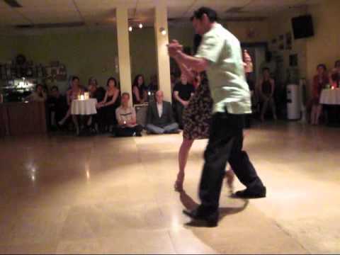 Bobby Thompson et Carol Horowitz - Valsecito de antes - YouTube
