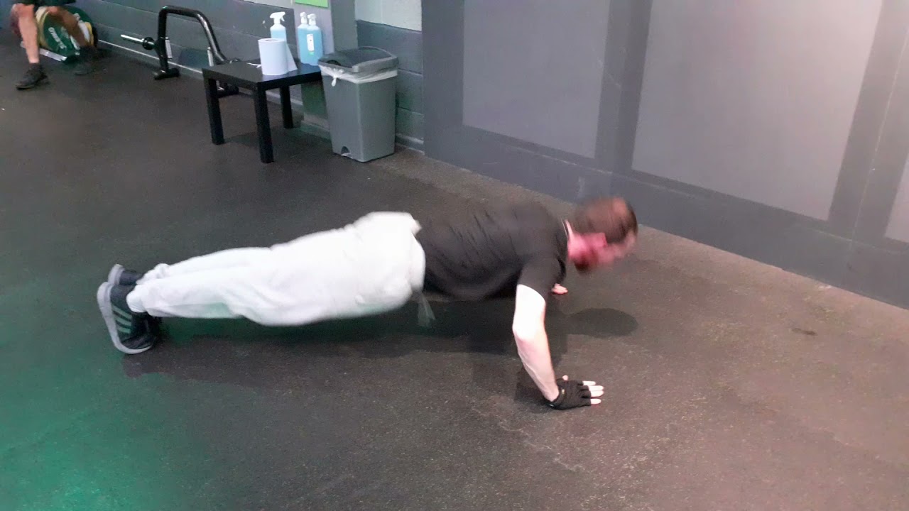 Press ups - YouTube