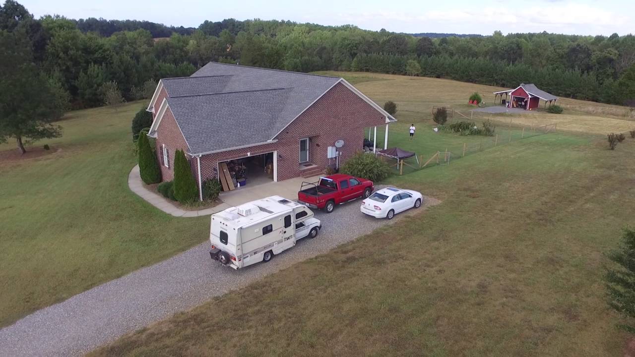 DAY 1! CROSS COUNTRY in a 1990 Toyota Winnie! - YouTube