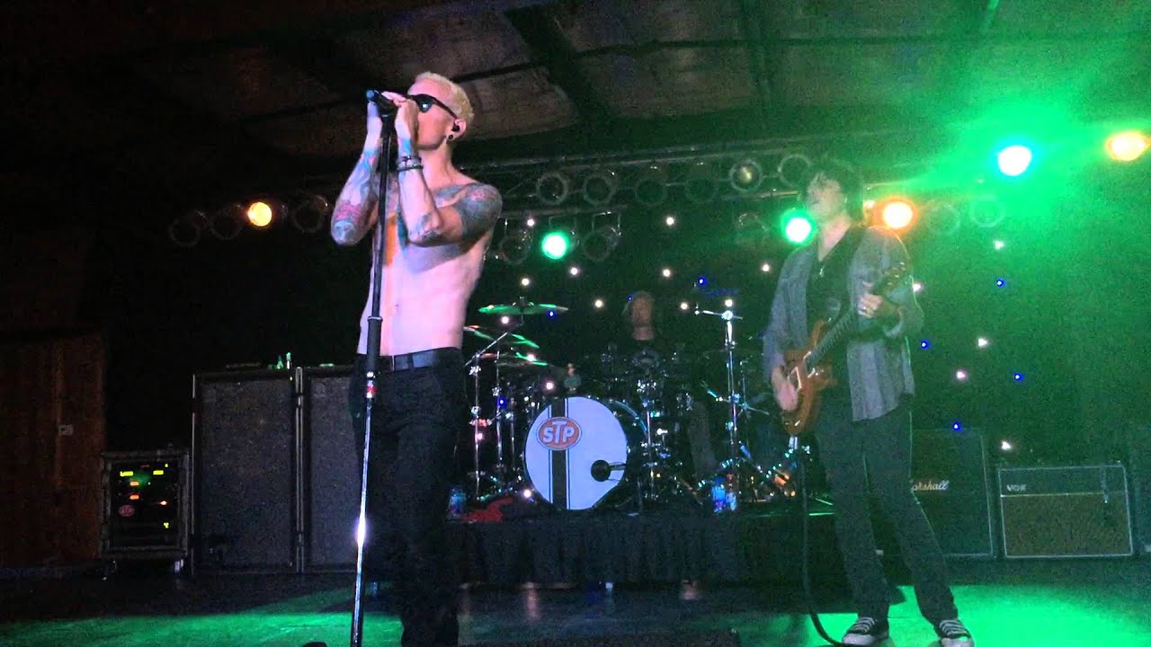 Stone Temple Pilots (Chester Bennington) - Creep - Diamond Ballroom ...