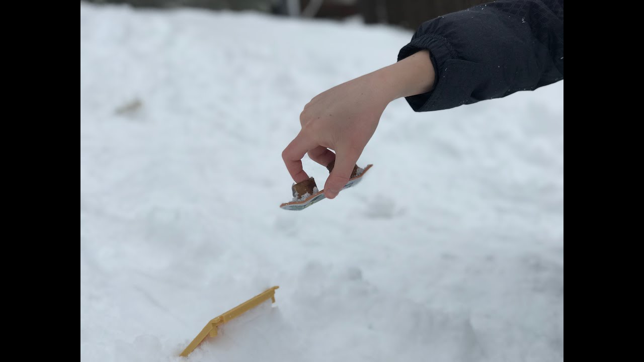 DIY Finger SnowBoard! - YouTube