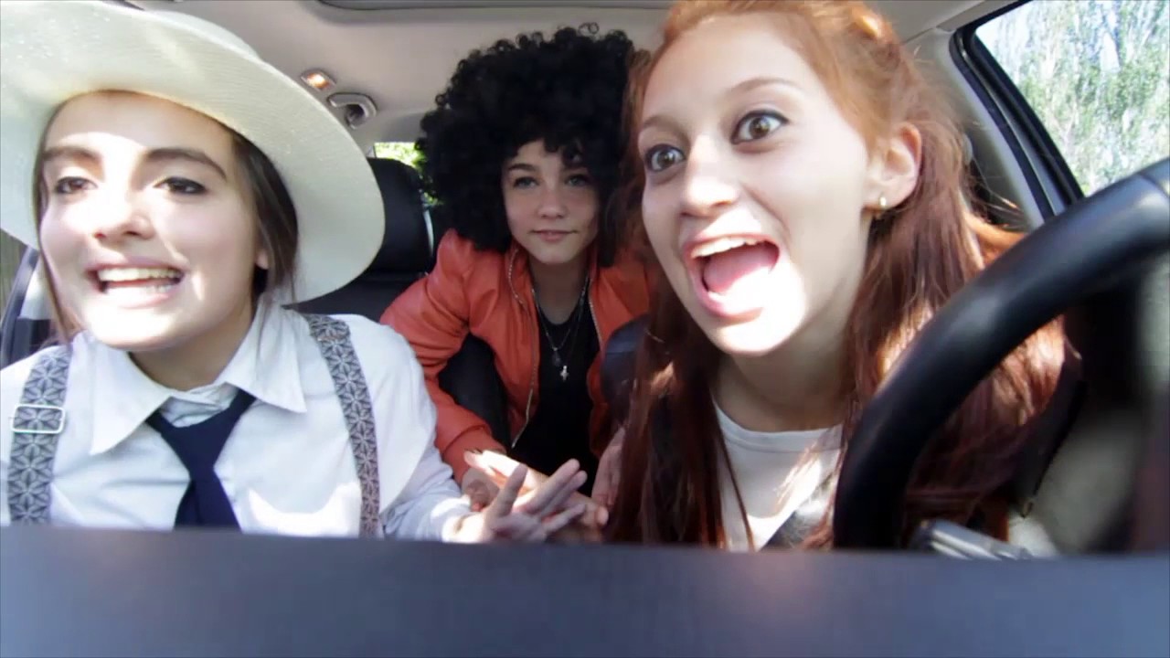 MIME THROUGH TIME-Versión Vicky & friends! - YouTube