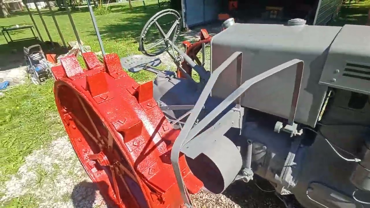 Case model L painted the fenders - YouTube