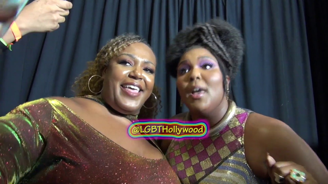 LIZZO Too Cool to Edit! Exclusive Footage! NAACP Image Awards Backstage ...