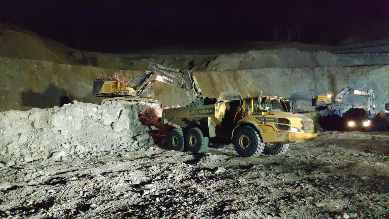 Volvo EC950EL and Volvo A40F working at Gold Mine in Manado, Indonesia ...