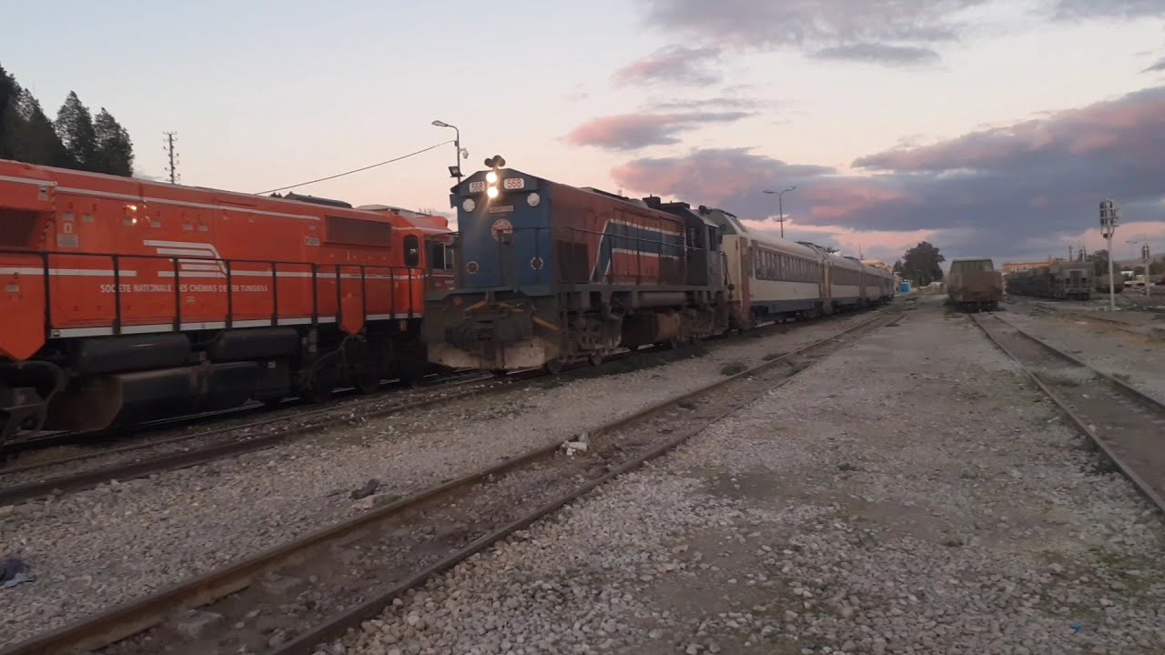 Trains Leaving Gafsa station With locomotive GT 🇹🇳 - YouTube