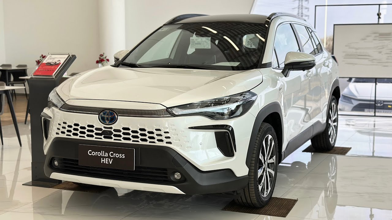 New 2025 Toyota Corolla Cross HEV - Luxury SUV Hybrid | Exterior And ...