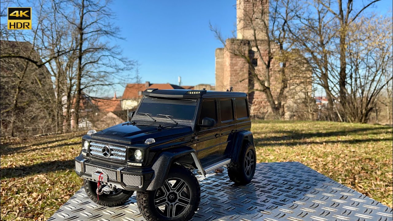TRX4 Mercedes Benz G500 4x4 - at the castle - YouTube