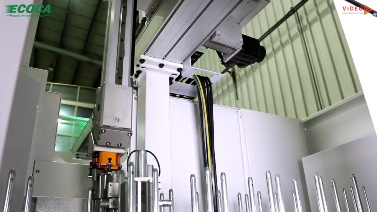 Видео обзор работы токарного станка Ecoca MT 108A - YouTube