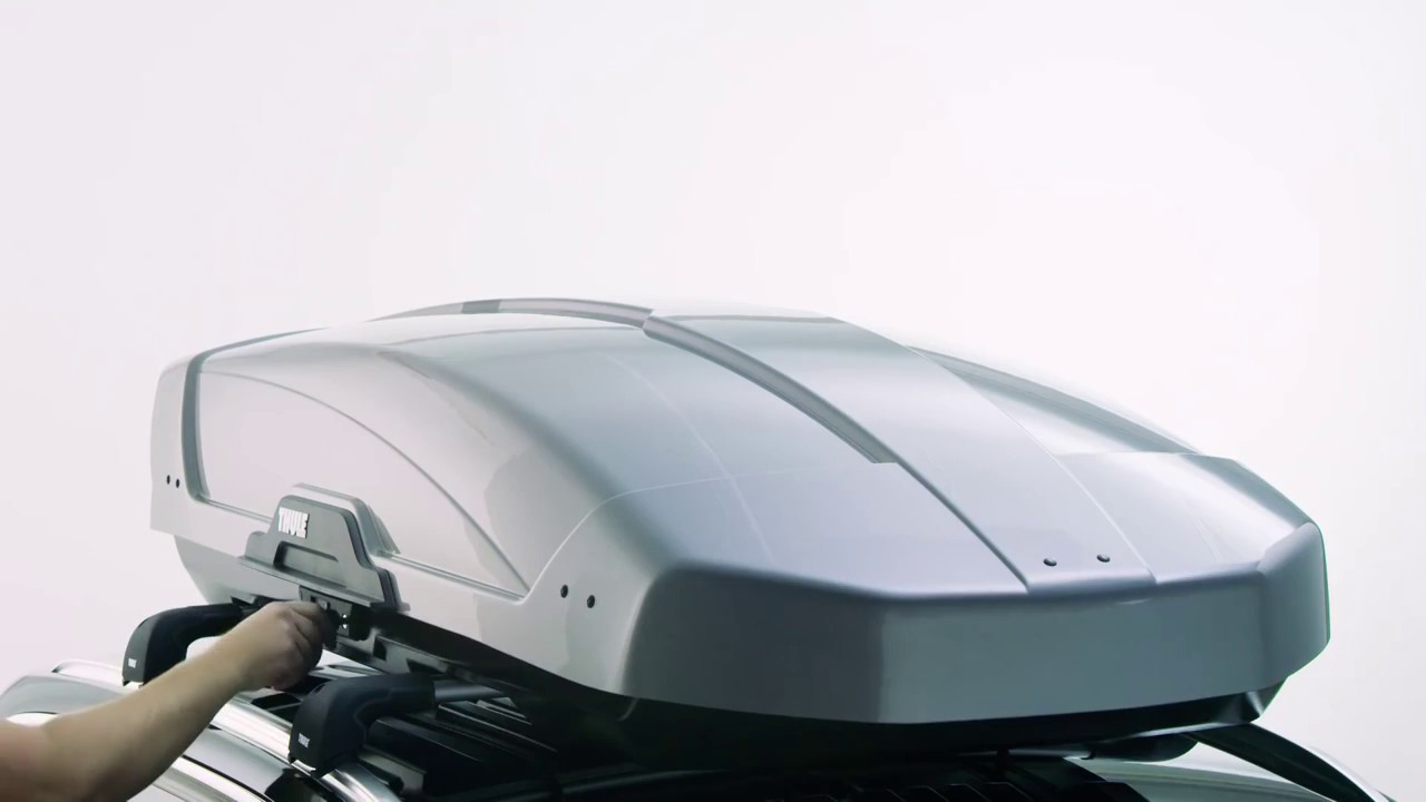 Roof Box Thule Motion XT - YouTube