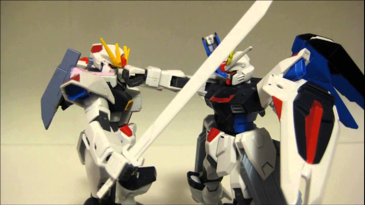 Gundam Stop-Motion - Freedom VS Blade Strike - YouTube