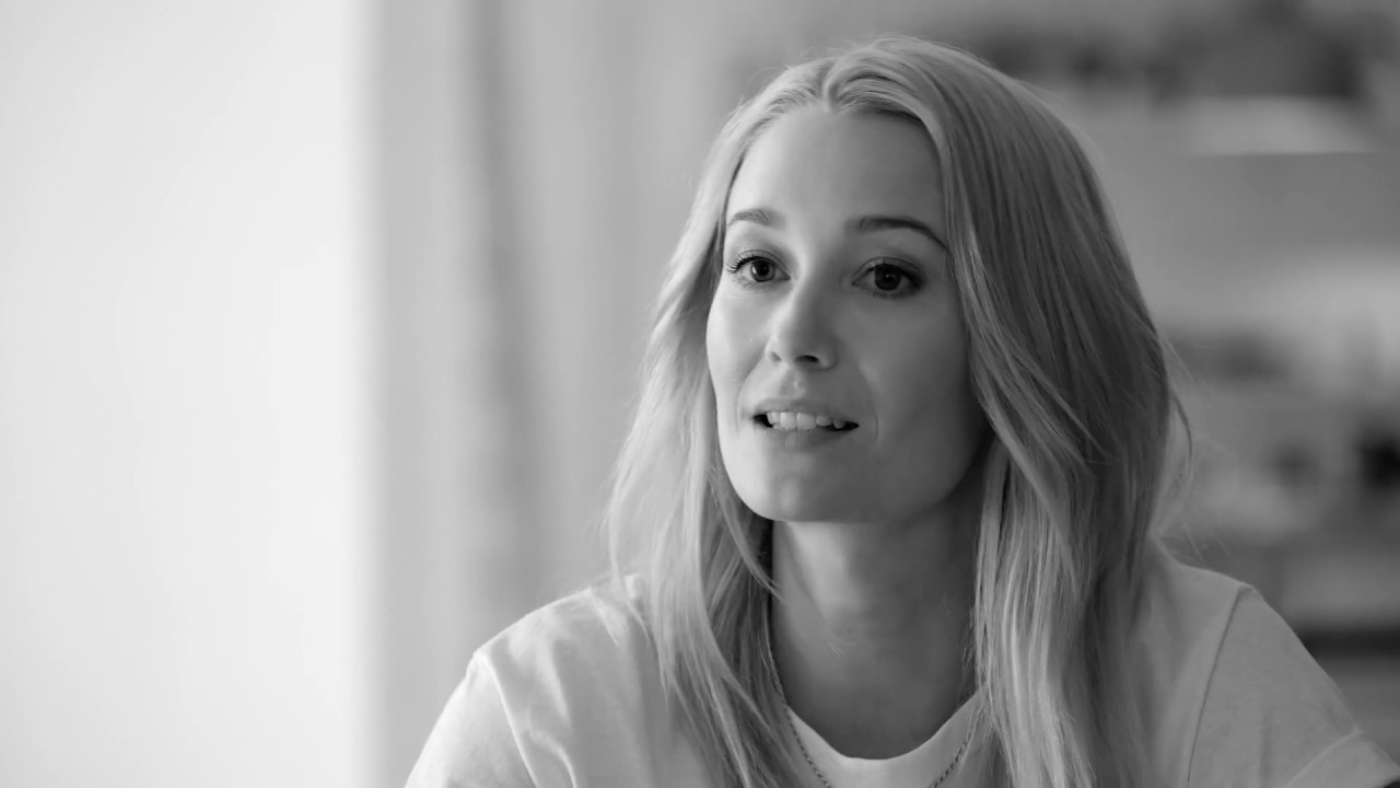 Av Fri Vilja - Intervju Ellen - YouTube