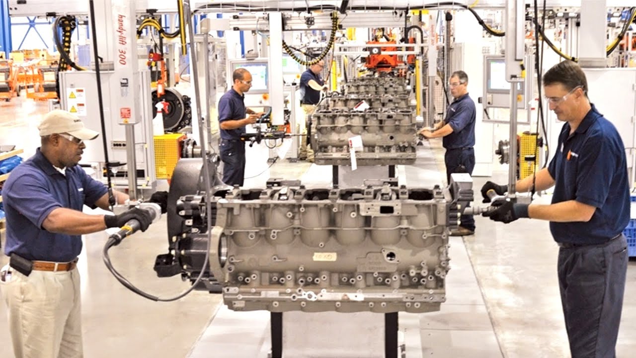 Paccar Engine Production For American trucks - YouTube