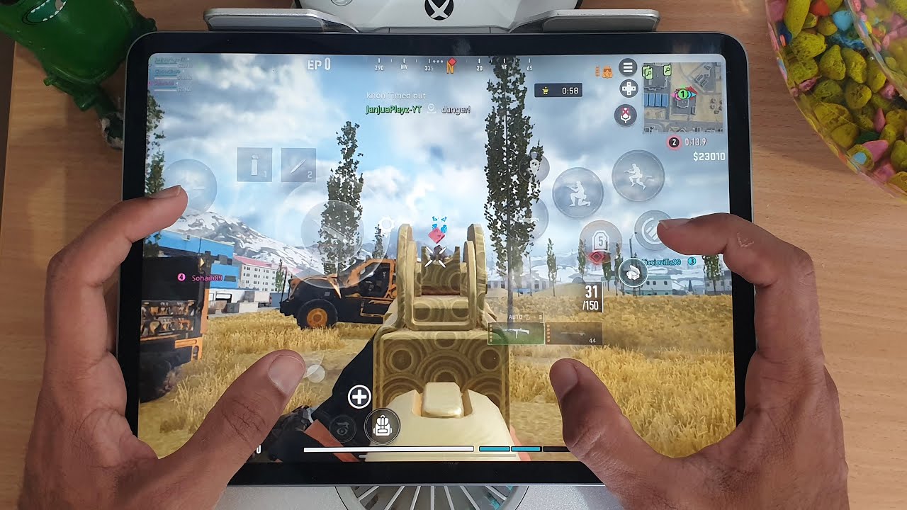 CALL OF DUTY WARZONE MOBILE IOS GAMEPLAY IPAD PRO - YouTube