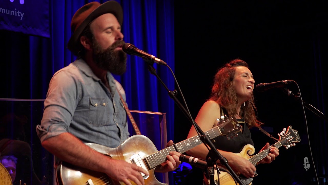 The Waifs - Ironbark (Live on eTown) - YouTube