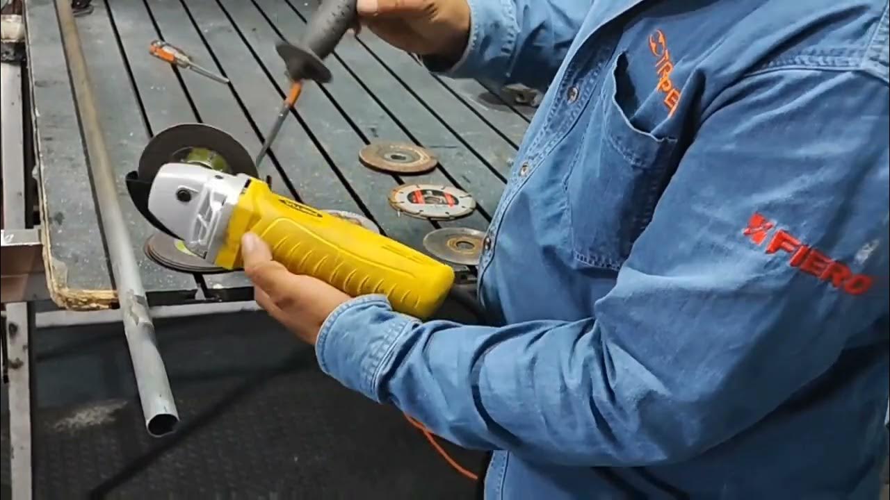 cómo se usa una esmeriladora de mano o pulidor. - YouTube