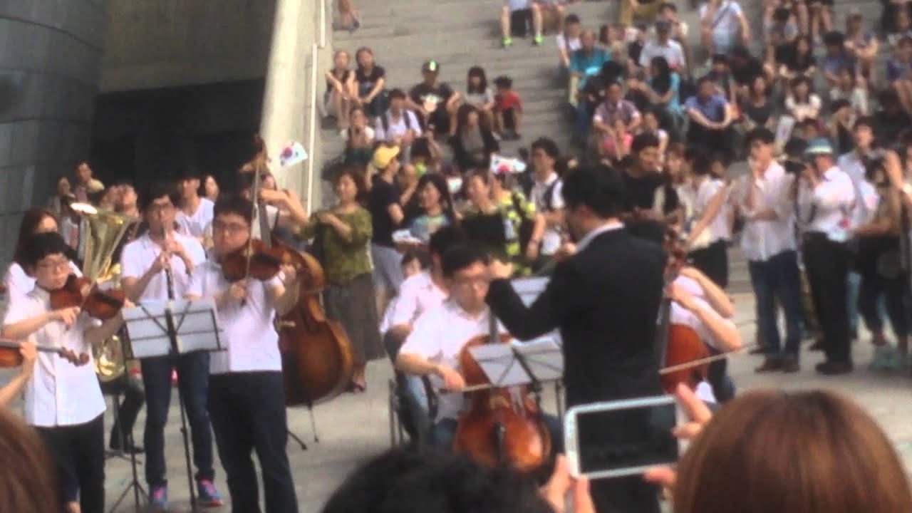 Flash mob : Heart Heart Orchestra 2014 07 19 - YouTube