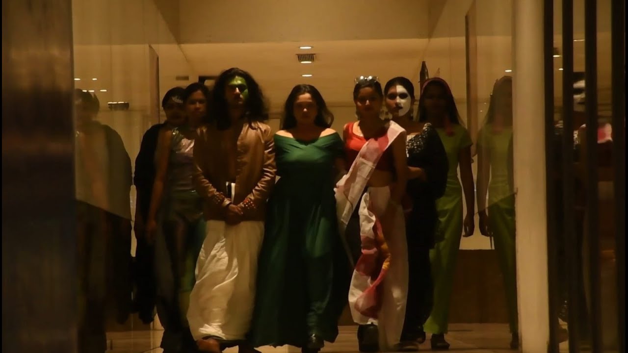 Ishya' 23 Outreach | Ramp Show |Mall of Travancore - YouTube