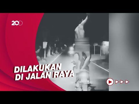 Pemuda Bugil di Atas Motor di Klaten, Polisi Turun Tangan