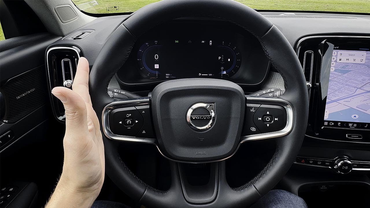 Volvo XC40 Steering Wheel and Cluster (2022 - 2024 models) - YouTube