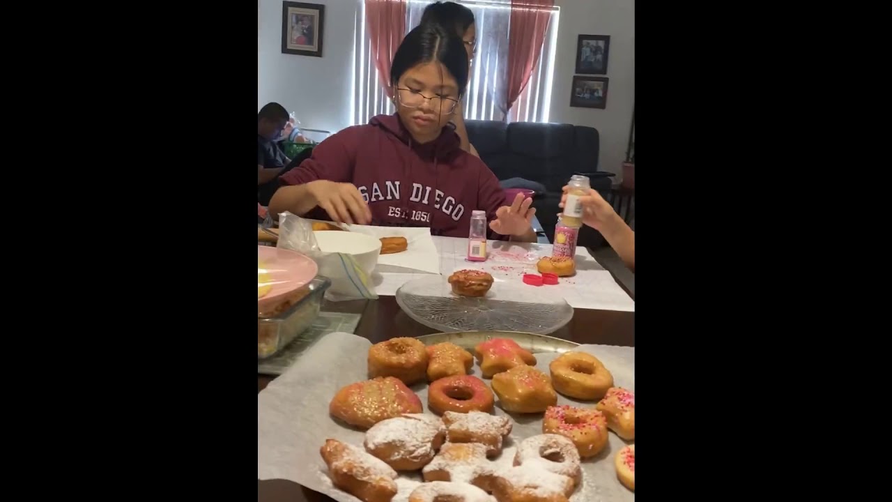 Home cook 👩‍🍳 love baking bread and cakes - YouTube