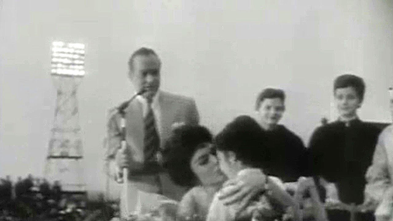 Bob Hope visits Johnson Air Base 1957 - YouTube
