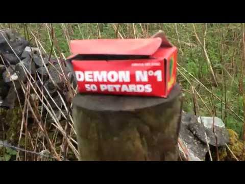 Demon No.1 Firecrackers | Bangers | Petards UK - YouTube