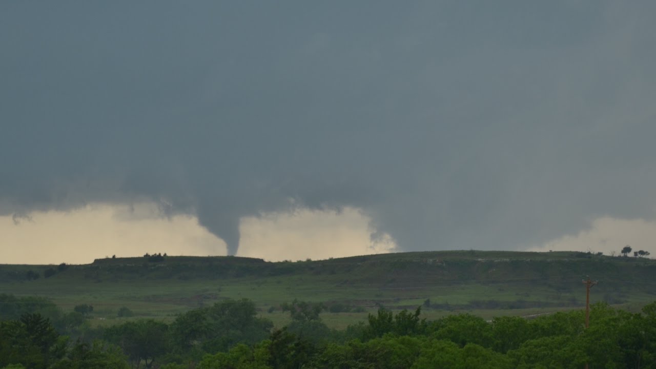 May 18th 2017 Chester, Oklahoma Tornadoes 4k. - YouTube