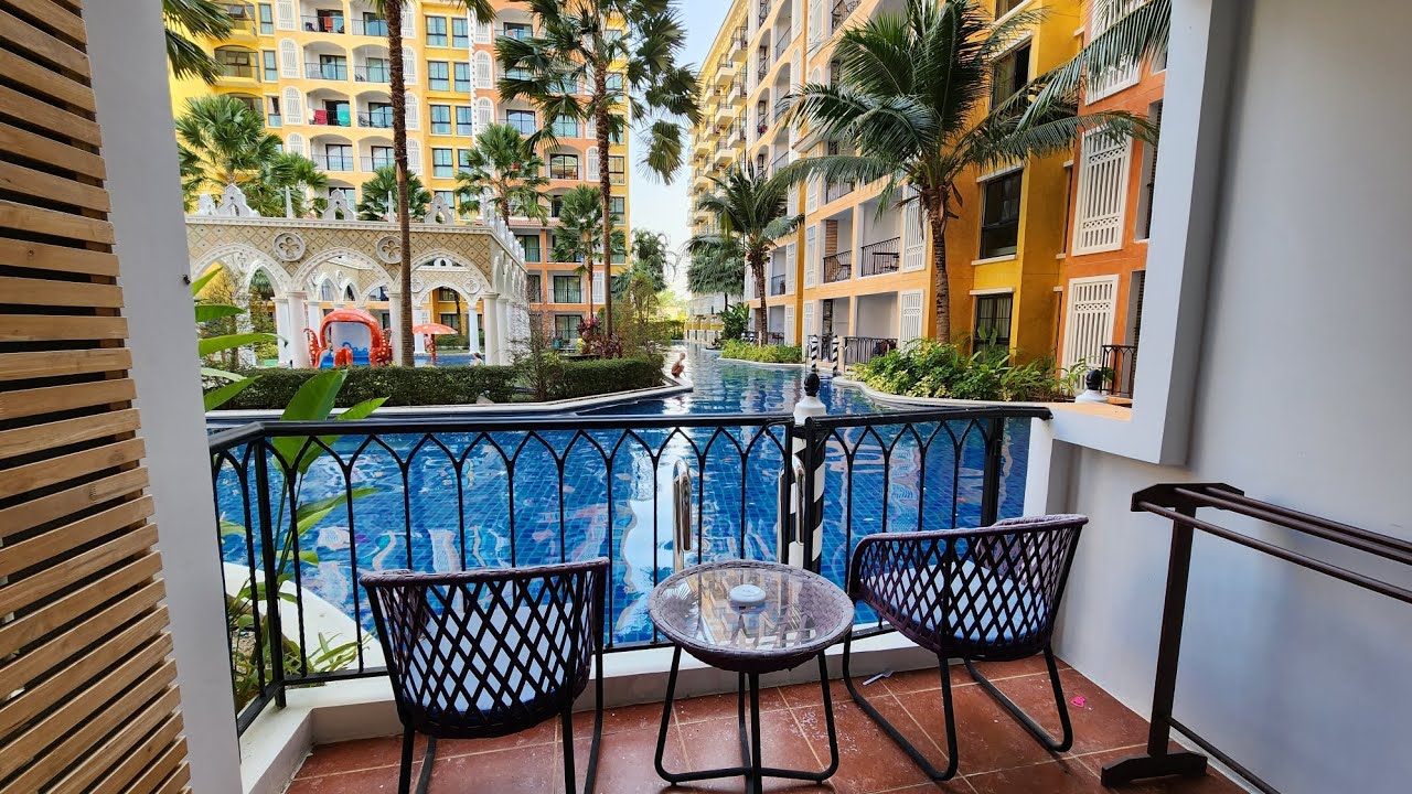 Patsy's Italian-Style Pool Access Condo for Rent in Jomtien Venetian ...