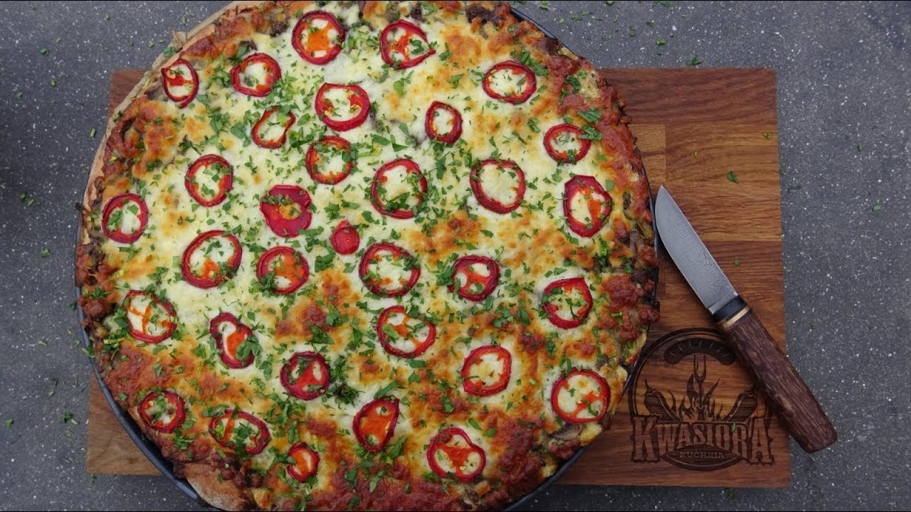 Słowiańska Pizza -KuchniaKwasiora - YouTube