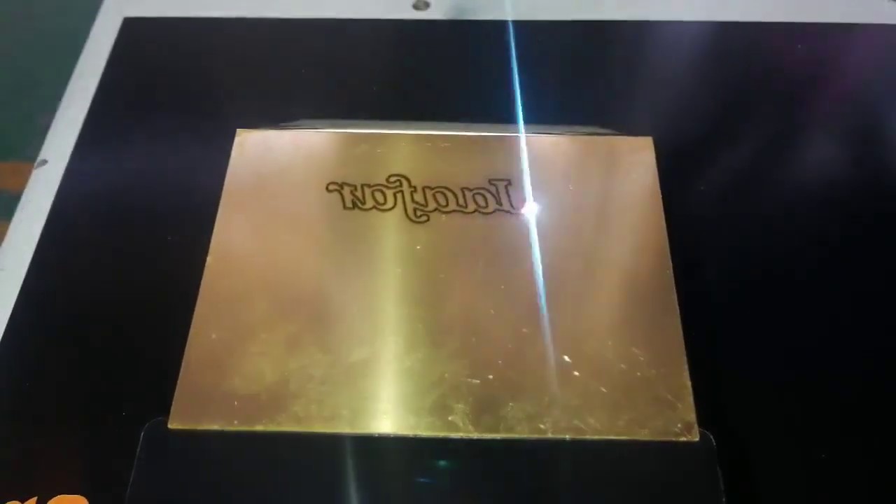 Gold jewelry cutting by fiber laser marking machine 50 watt - YouTube