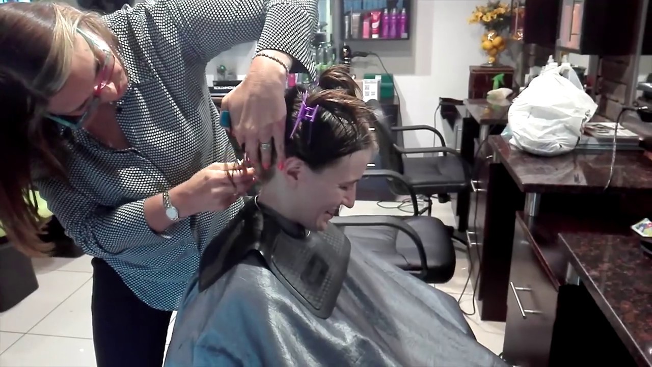 Adventures of Rachel: Cutting My Hair - YouTube
