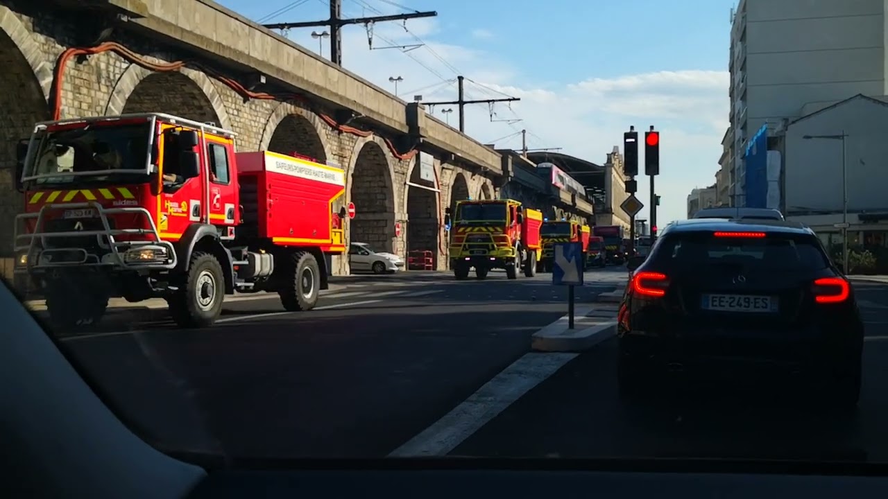 convoi pompier départ de feu dans le Gard - YouTube