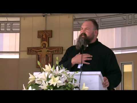 Father Michael Lightner - Jugendfestival in Medjugorje 2013 - YouTube