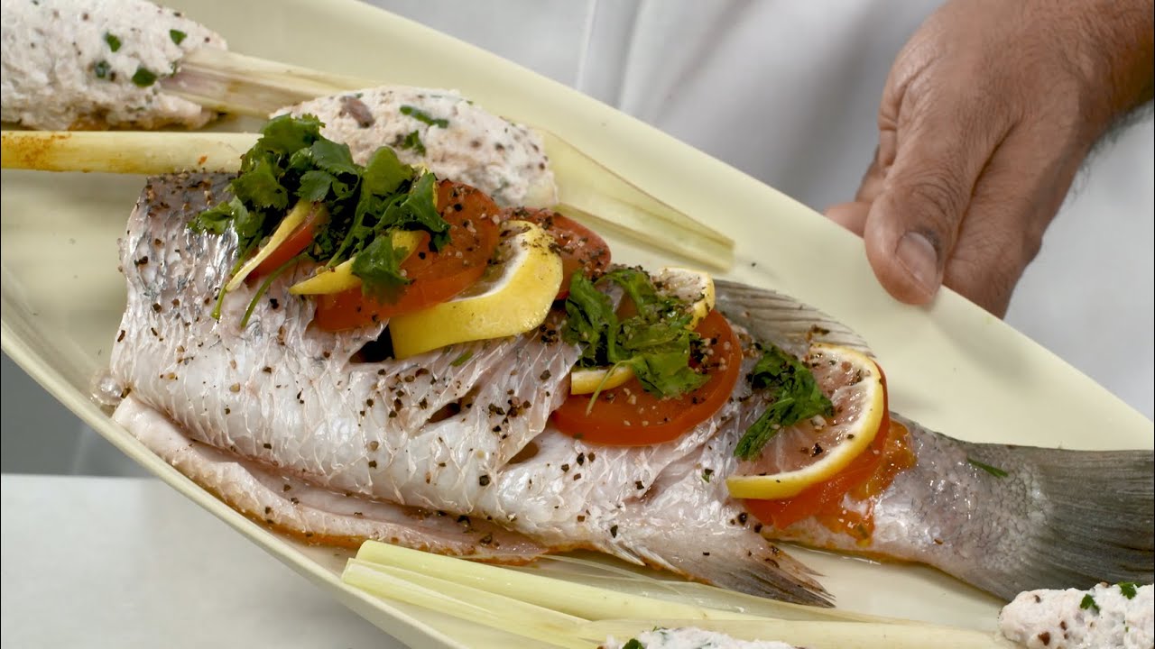 Cooking with iCook: Tom Yum Kung, Steamed Fish & Chicken Cakes - YouTube