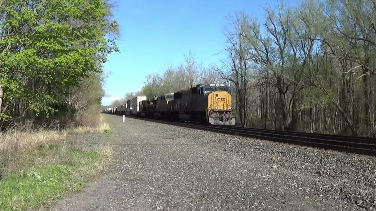 CSXT 4540 leads I003 while racing P281 5/5/23 - YouTube