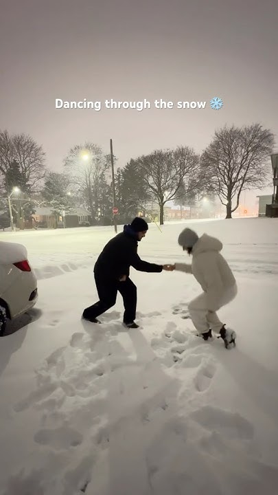 Dancing through the snow ️ #christmas #music #snowman #singer #food ...