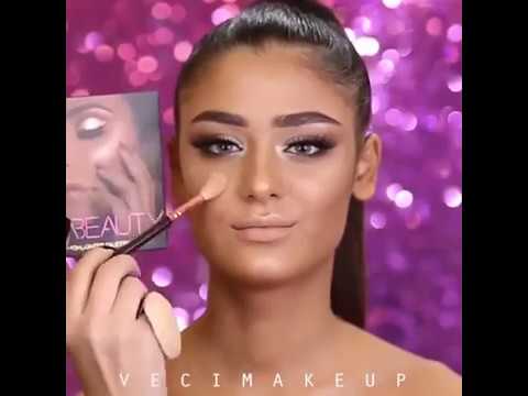 Sade ve eyni zamanda cazibedar makiyaj