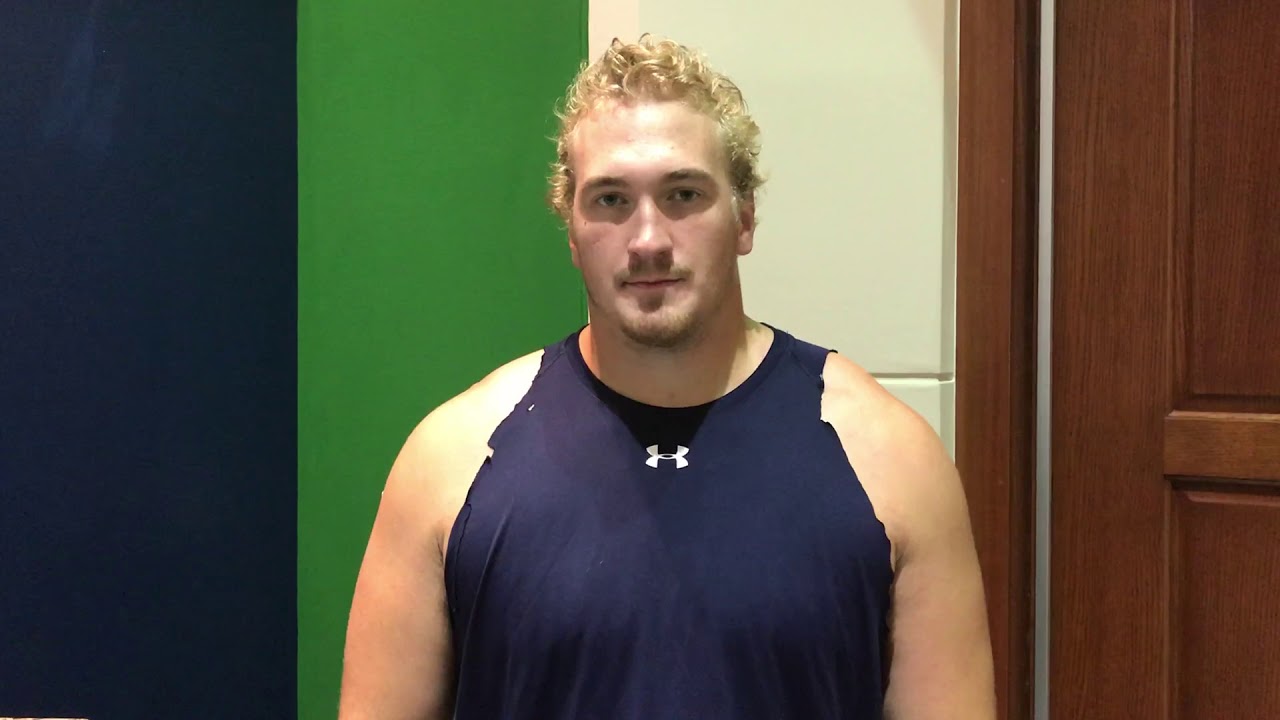 Liam Eichenberg is ready to carry his load as an offensive lineman at Notre Dame. - YouTube