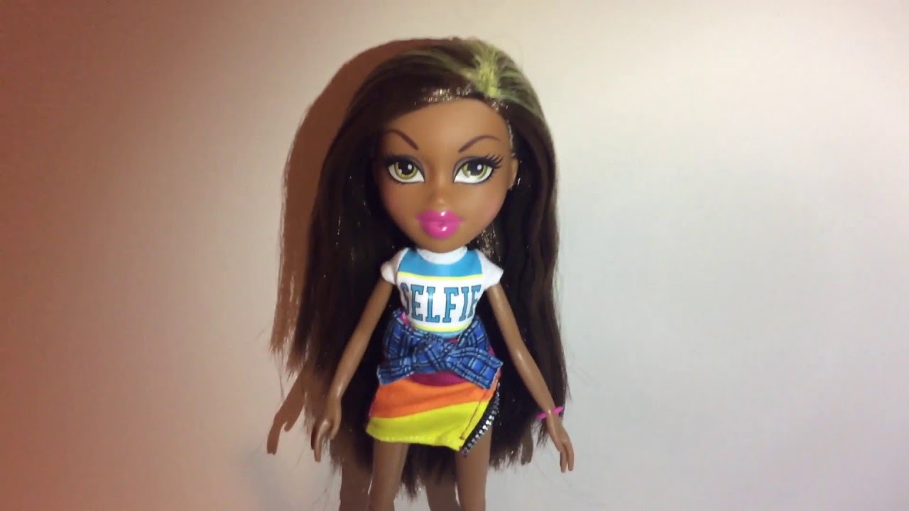 Bratz: Selfie Snaps Sasha Review - YouTube