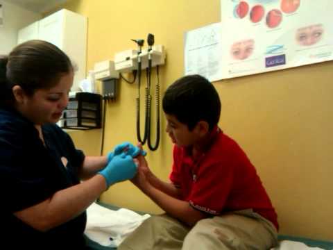 funny Little boy injection - YouTube