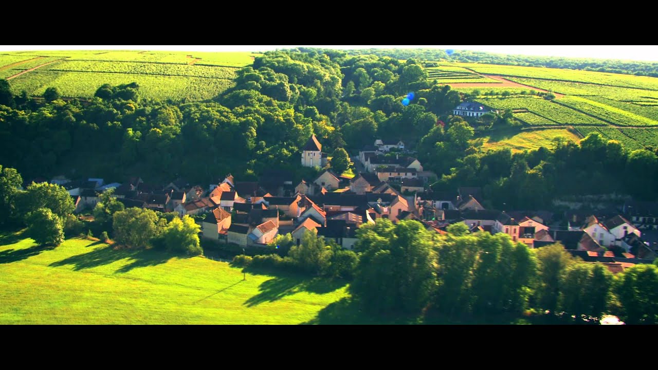 The Chablis winegrowing region seen from the sky - YouTube