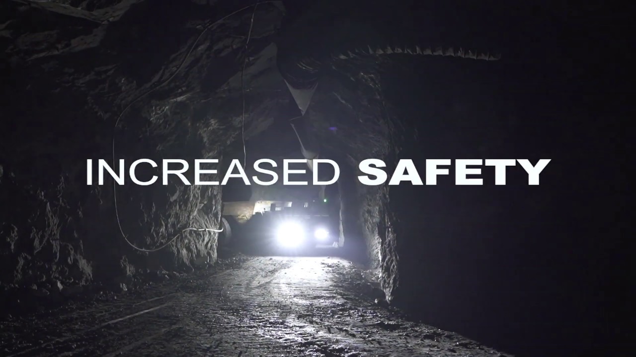 HELLA SMART Cornering Light - YouTube