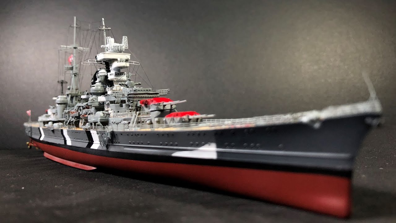 1/700 DKM Prinz Eugen - Trumpeter - YouTube