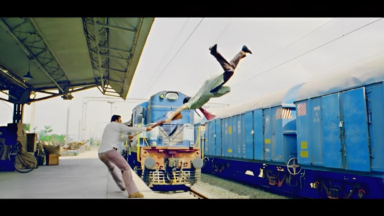 Salman Khan's Epic Train Fight Scene | Dabangg | Unstoppable Action ...