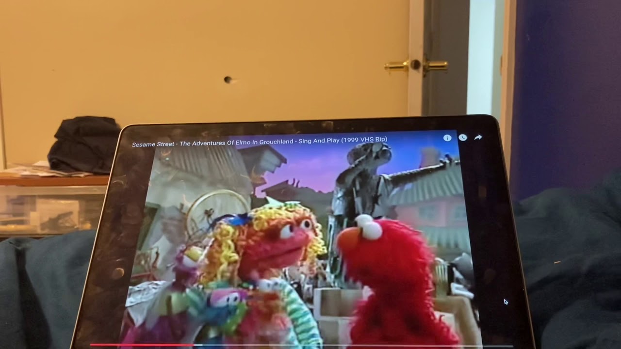 The adventures of Elmo in grouchland sing and play introductions ...